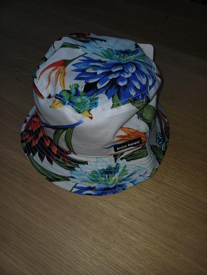 Bruno Banani bucket sesir Novo