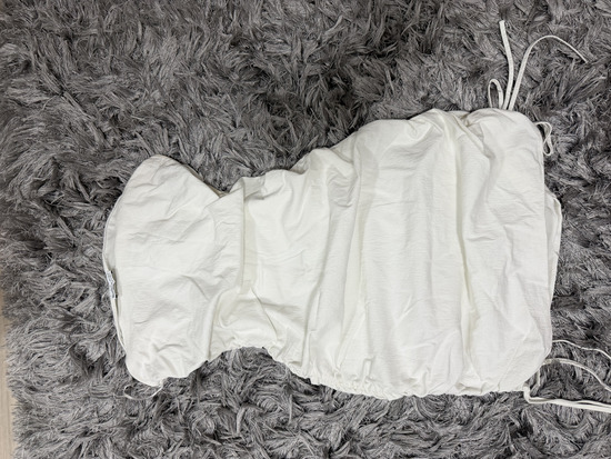 Bershka bela letnja hljinica