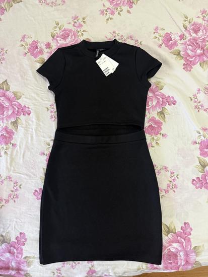 H&M crna haljina