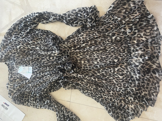 Guess haljina