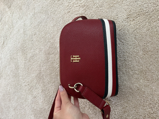 Tommy Hilfiger torbica original