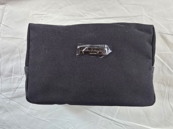 Mala zenska torbica neseser SALVATORE FERRAGAMO