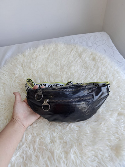 Guess original torba oko struka