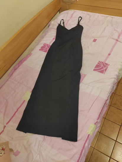 BERSHKA crna elegantna haljina