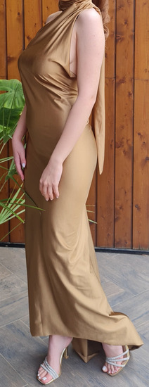 Garde.robe haljina