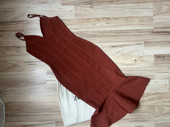 Herve Leger Haljina