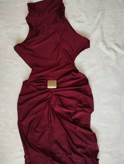 Nova bordo haljina