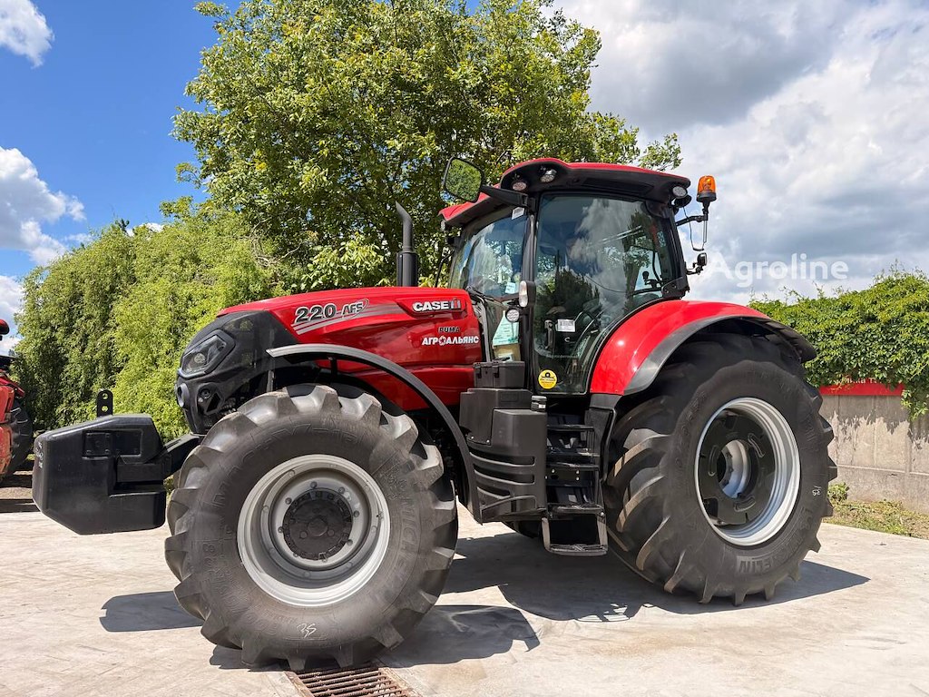 Novi Case IH Puma 220 traktor točkaš