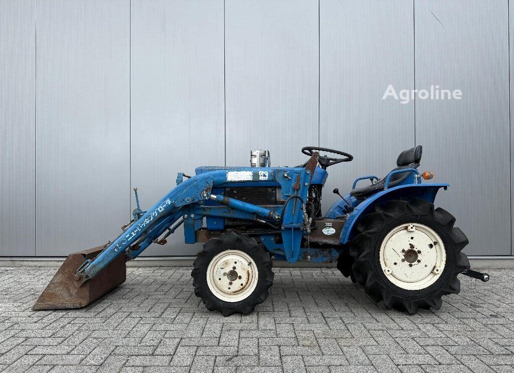 Iseki TX1210 minitrekker met voorlader - 15PK - 4WD mini traktor