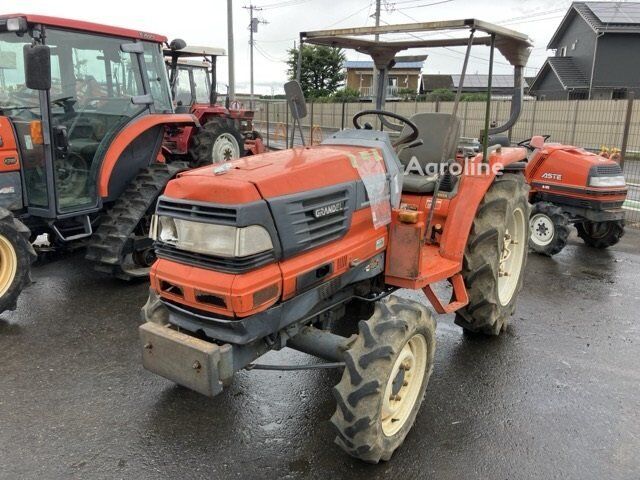 Kubota TRACTOR(Kubota) mini traktor