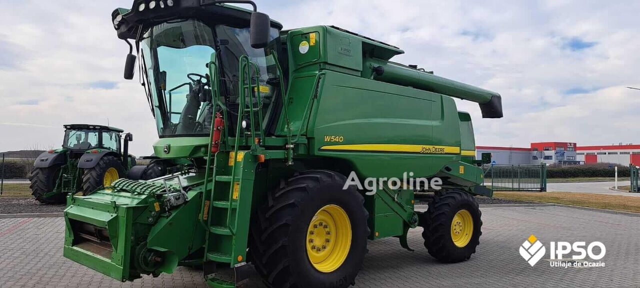 John Deere W540 + Header 618R kombajn za žito