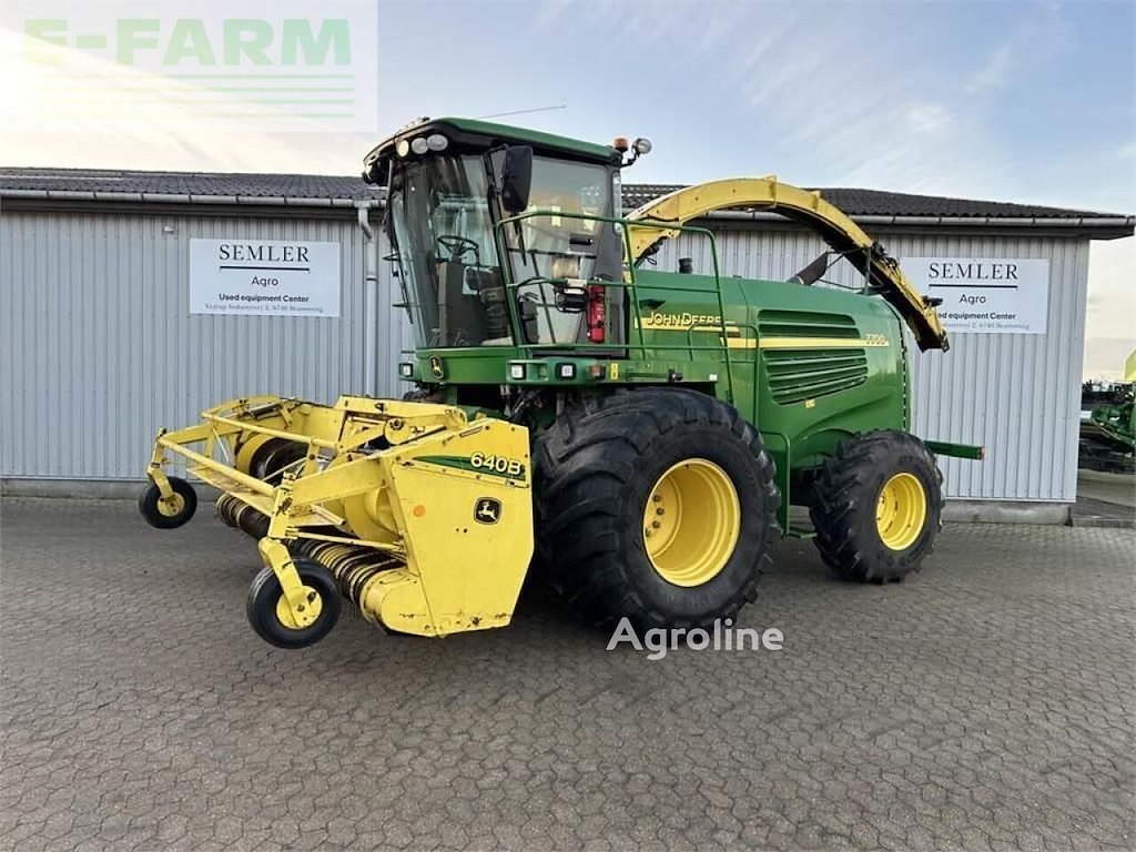 John Deere 7700 krmni kombajn
