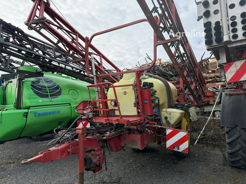 Hardi Commander CM3 4200 vučena prskalica