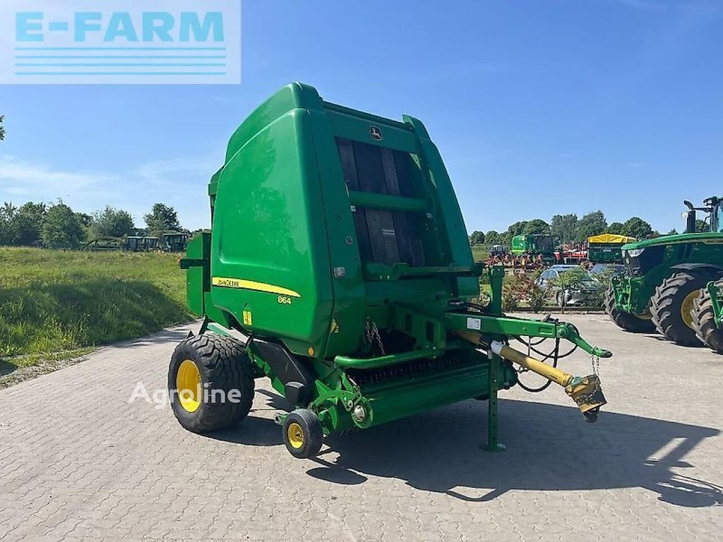 John Deere 864 balirka za četvrtaste bale