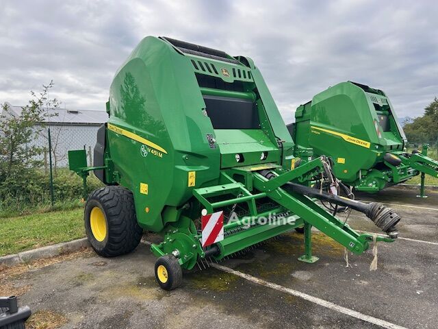 John Deere V451M balirka za okrugle bale
