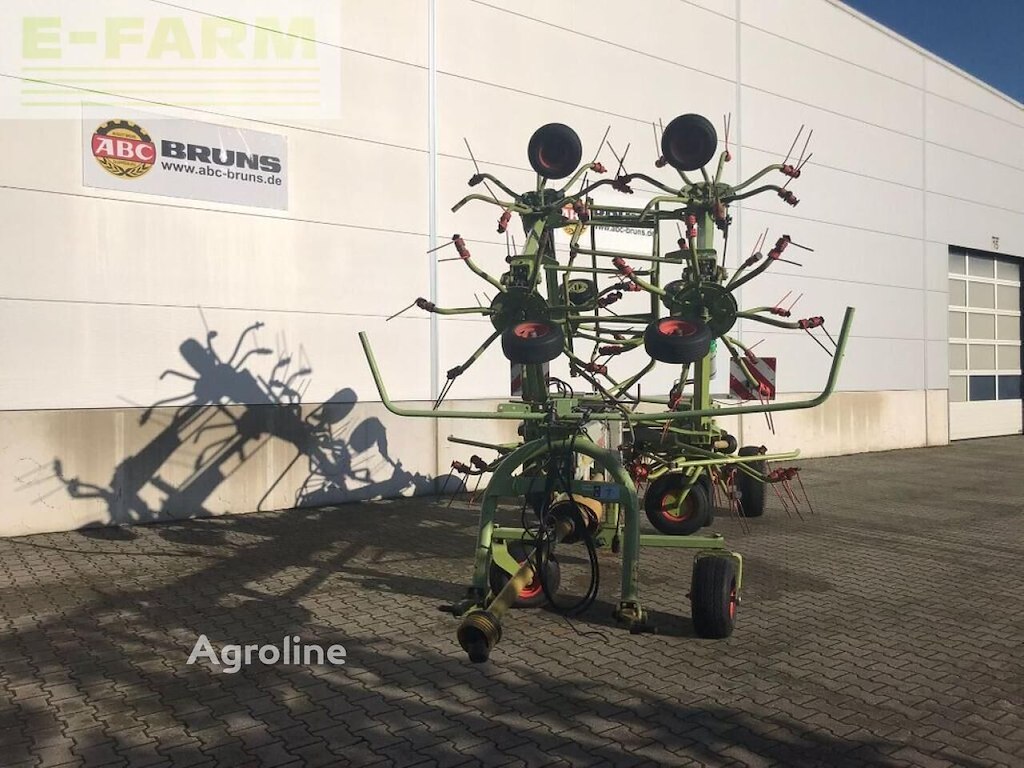 Claas volto 1320t prevrtač sena