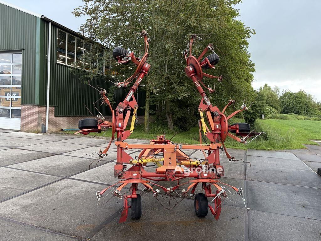 Lely Lotus Stabilo 675 AWS prevrtač sena
