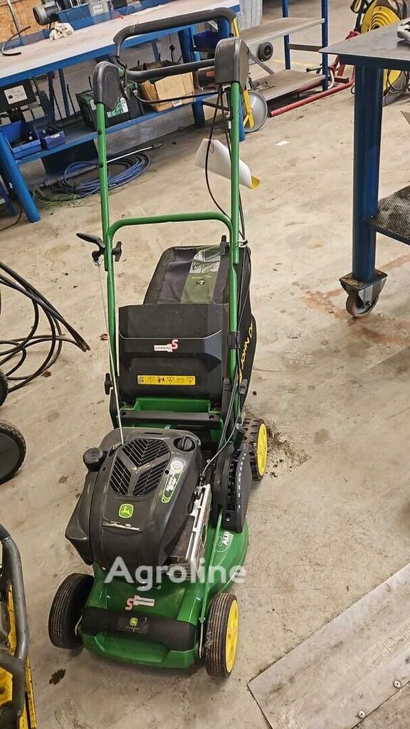 John Deere kosilica za travu