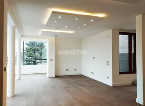 Izdavanje Stan - Beograd, Savski Venac: Senjak - Bara Venecija