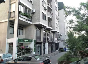 Izdavanje Garaža - Beograd, Vračar: Hram Svetog Save - Neimar - Čubura