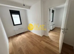 Prodaja Stan - Beograd, Zvezdara: Kluz - Zeleno brdo - Olimp