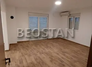 Izdavanje Stan - Beograd, Novi Beograd: Ledine
