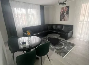 Izdavanje Stan - Novi Sad