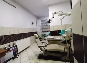 Izdavanje Lokal - Beograd, Blok 70