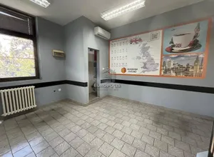 Izdavanje Lokal - Stara Pazova
