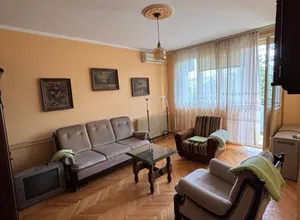Izdavanje Stan - Beograd