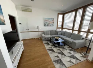 Izdavanje Stan - Beograd, Palilula Centar - Tašmajdan - Pravni fakultet
