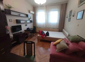 Izdavanje Stan - Beograd, Novi Beograd: Akademija - Arena