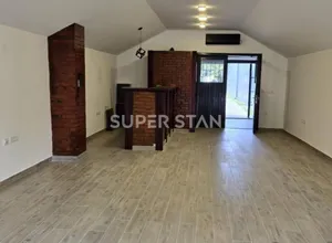 Izdavanje Lokal - Beograd, Novi Beograd: Bežanijska kosa