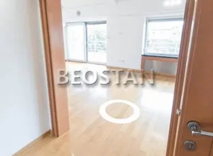 Izdavanje Stan - Beograd, Belvil