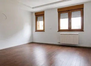 Izdavanje Stan - Beograd, Belvil