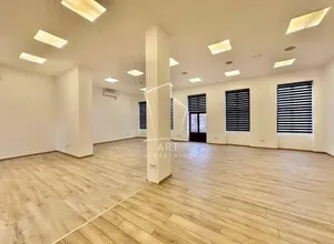 Izdavanje Zgrada - Beograd, Stari Grad: Centar - Skupština - Terazije