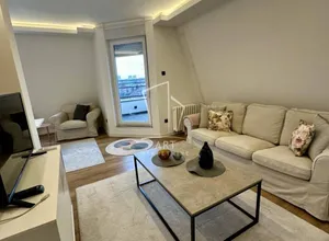 Izdavanje Stan - Beograd, Vračar: Crveni Krst - Južni bulevar
