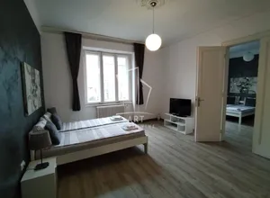 Izdavanje Stan - Beograd, Stari Grad: Centar - Skupština - Terazije
