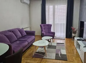 Izdavanje Stan - Beograd