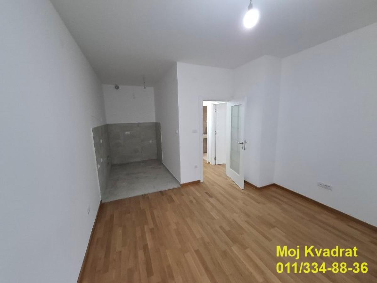 Čukarica, Banovo brdo - Karpoševa, 45m2
