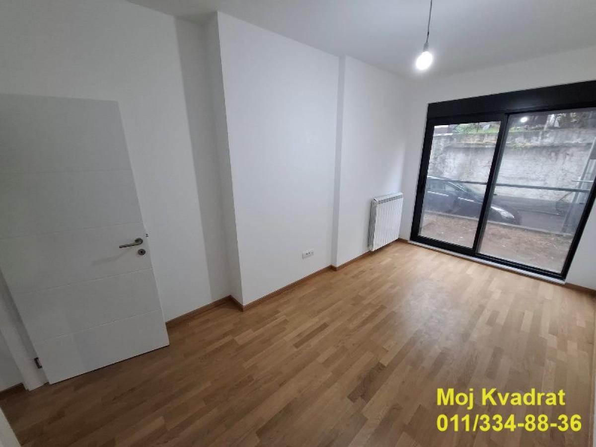 Čukarica, Banovo brdo - Karpoševa, 54m2