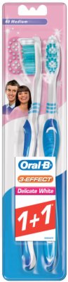 ČETKICA ZA ZUBE DELICATE WHITE ORAL B 1+1 GRATIS