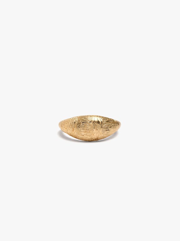 ROUNDED RING WITH ENGRAVING