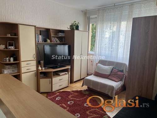 Garsonjera 25 m², Bulevar Oslobođenja, Novi Sad, 1. sprat