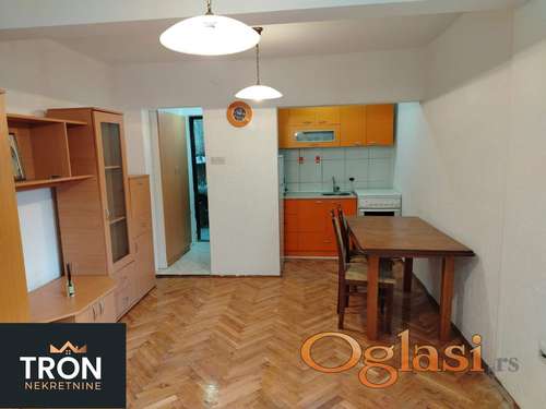 Garsonjera na 800m pd šetališta 25m2