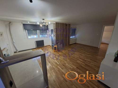 Odlican trosoban stan na Novom Naselju!