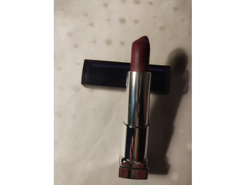 MAYBELLINE RUŽ ZA USNE 886 BROJ
