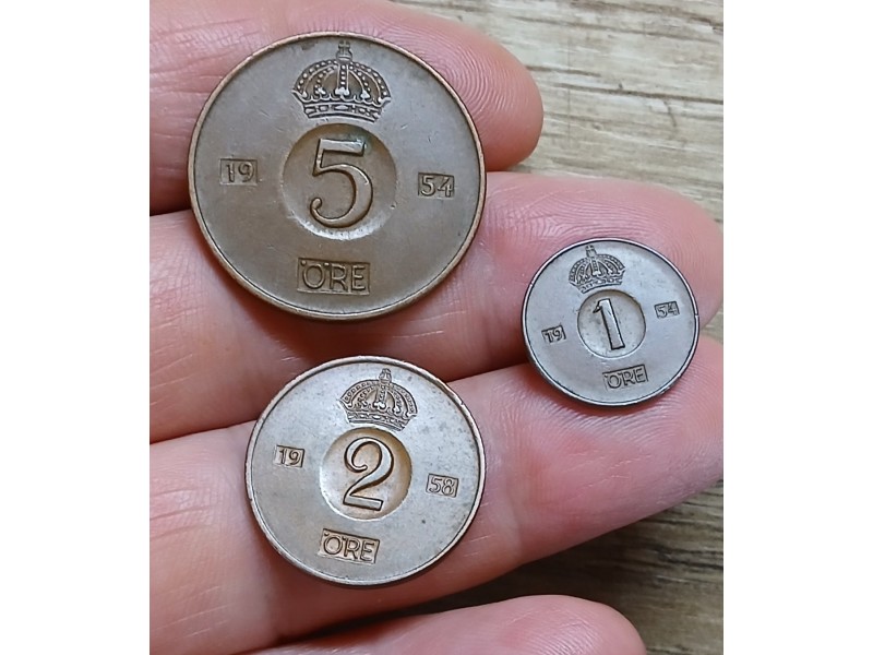 KO 272 - Švedska - 1954 i 1958 - 3 kom. - opis -