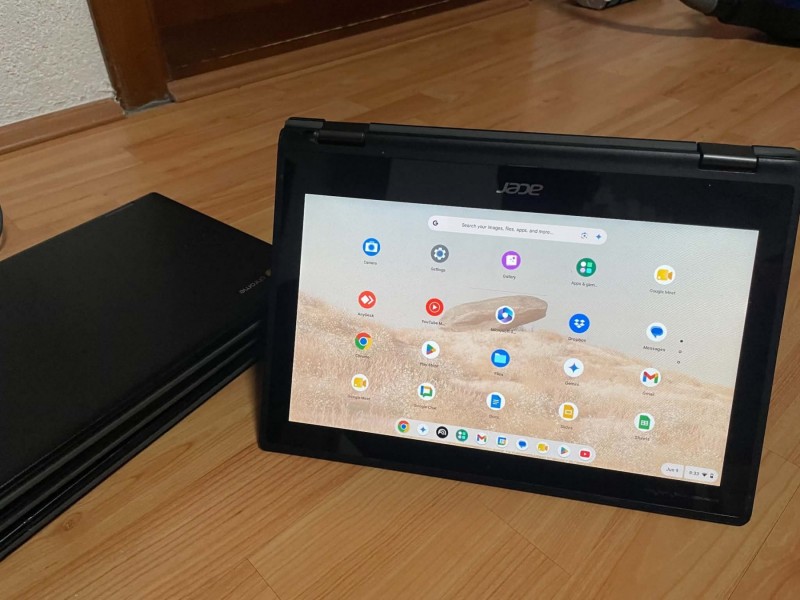 Acer spin r752 chrombook ram 8gb jos jedan!