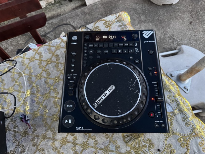 Reloop RMP-2 Profi CD-MP3 DJ mixer plejer